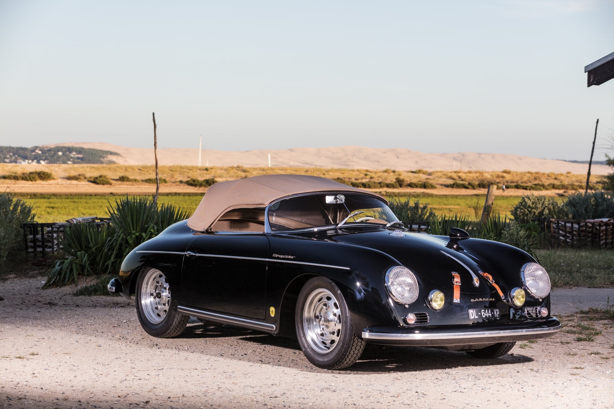 356 Speedster Black Light Leather 2